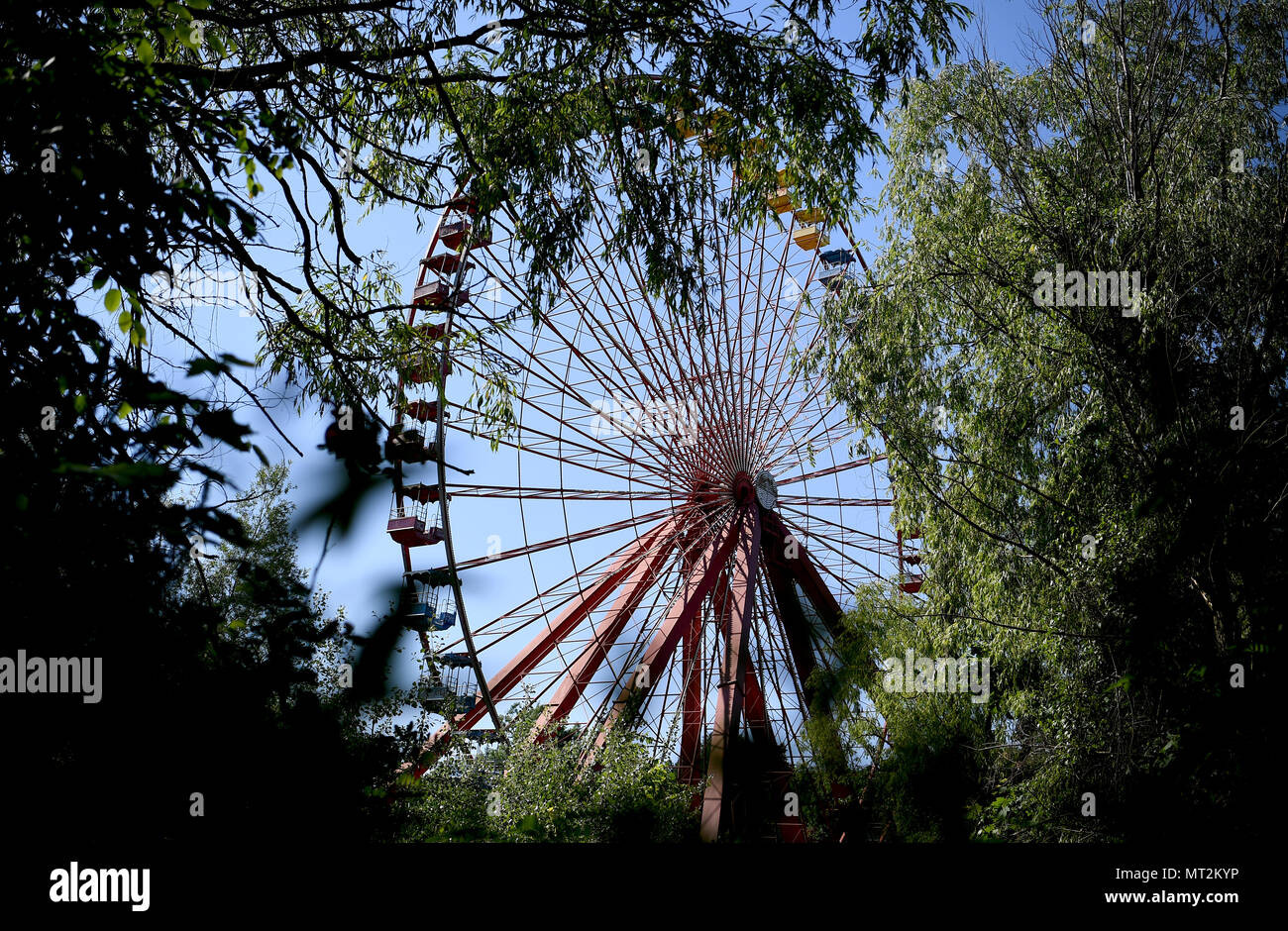 25.05.2018, Berlin: The Giant Ferris Wheel on the site of the former ...