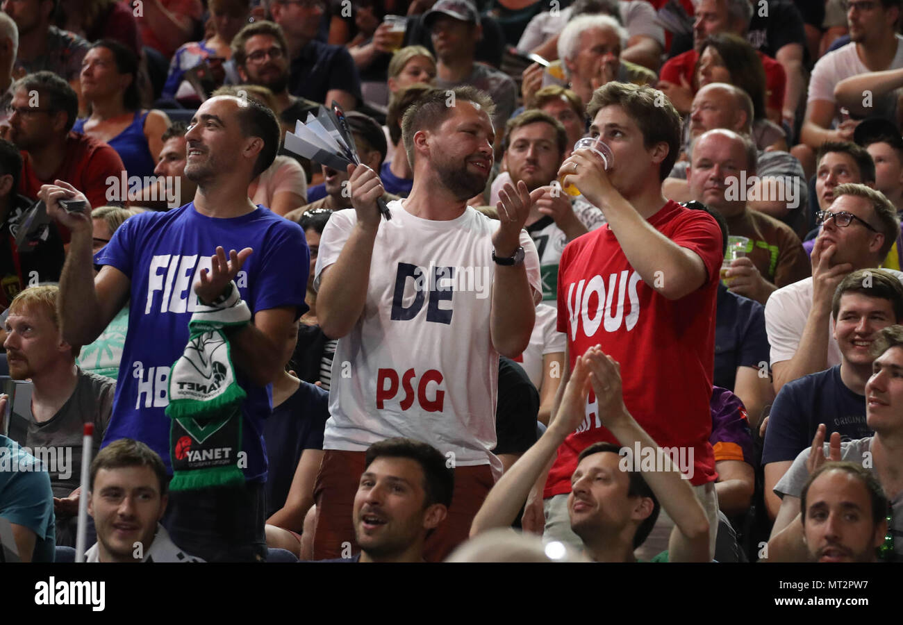 Champions league finale paris hi-res stock photography and images - Alamy