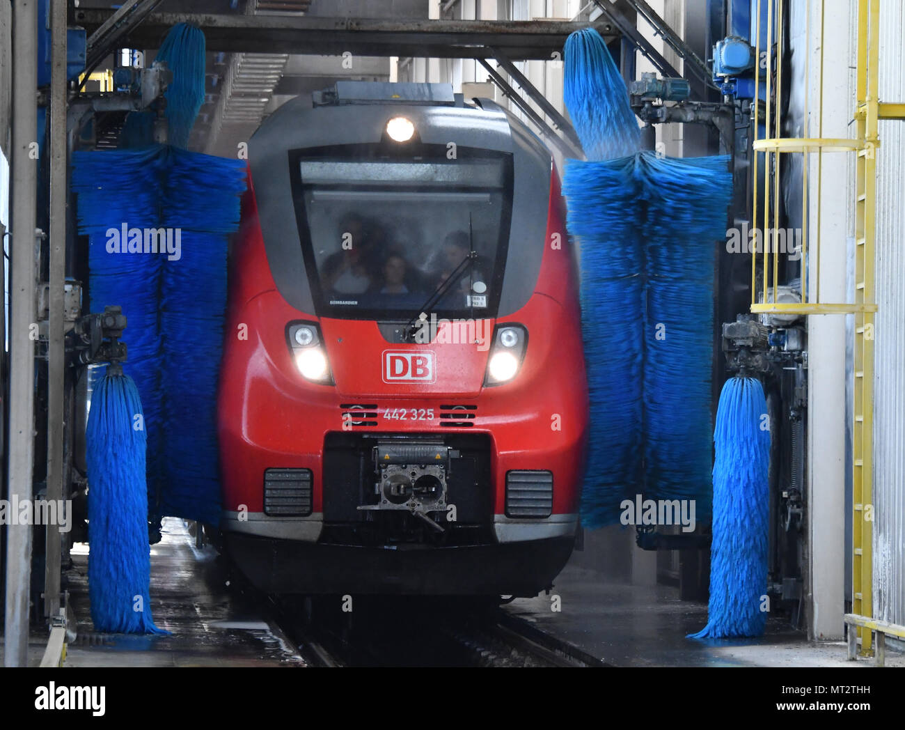 Workshop berlin lichtenberg hi-res stock photography and images - Alamy