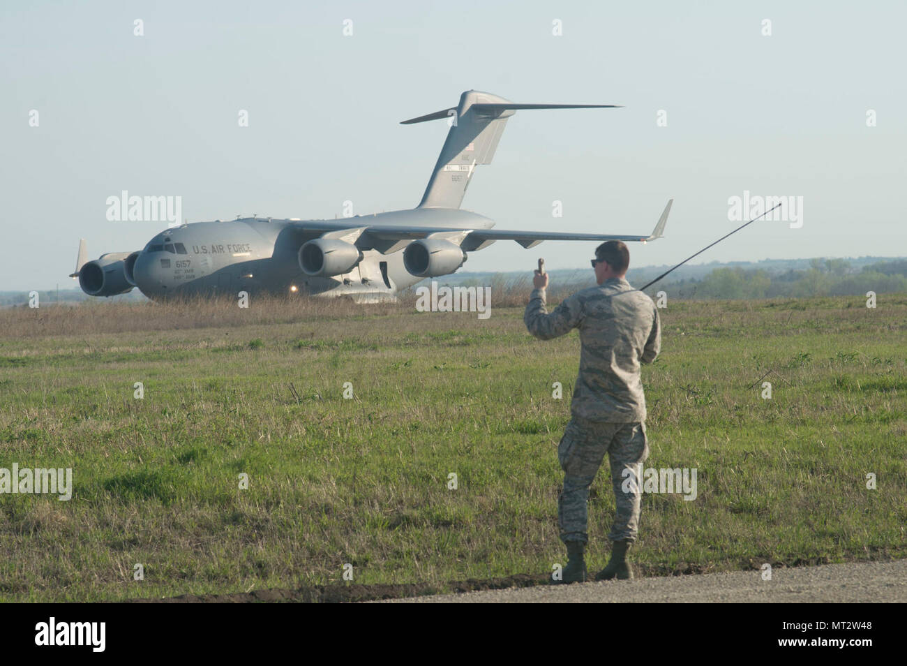 321 contingency response squadron hi-res stock photography and images ...