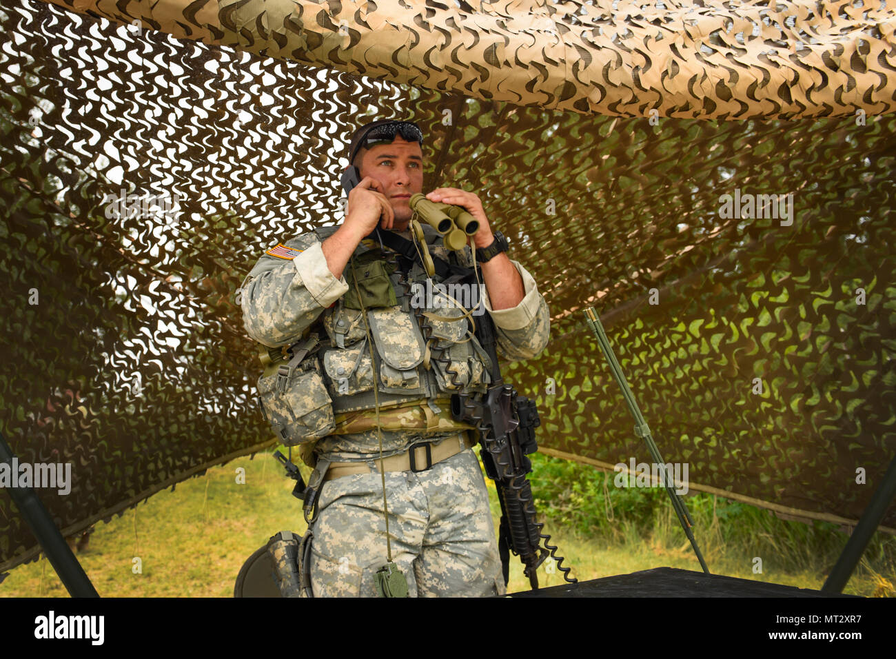 Squad designated marksman course hi-res stock photography and images ...