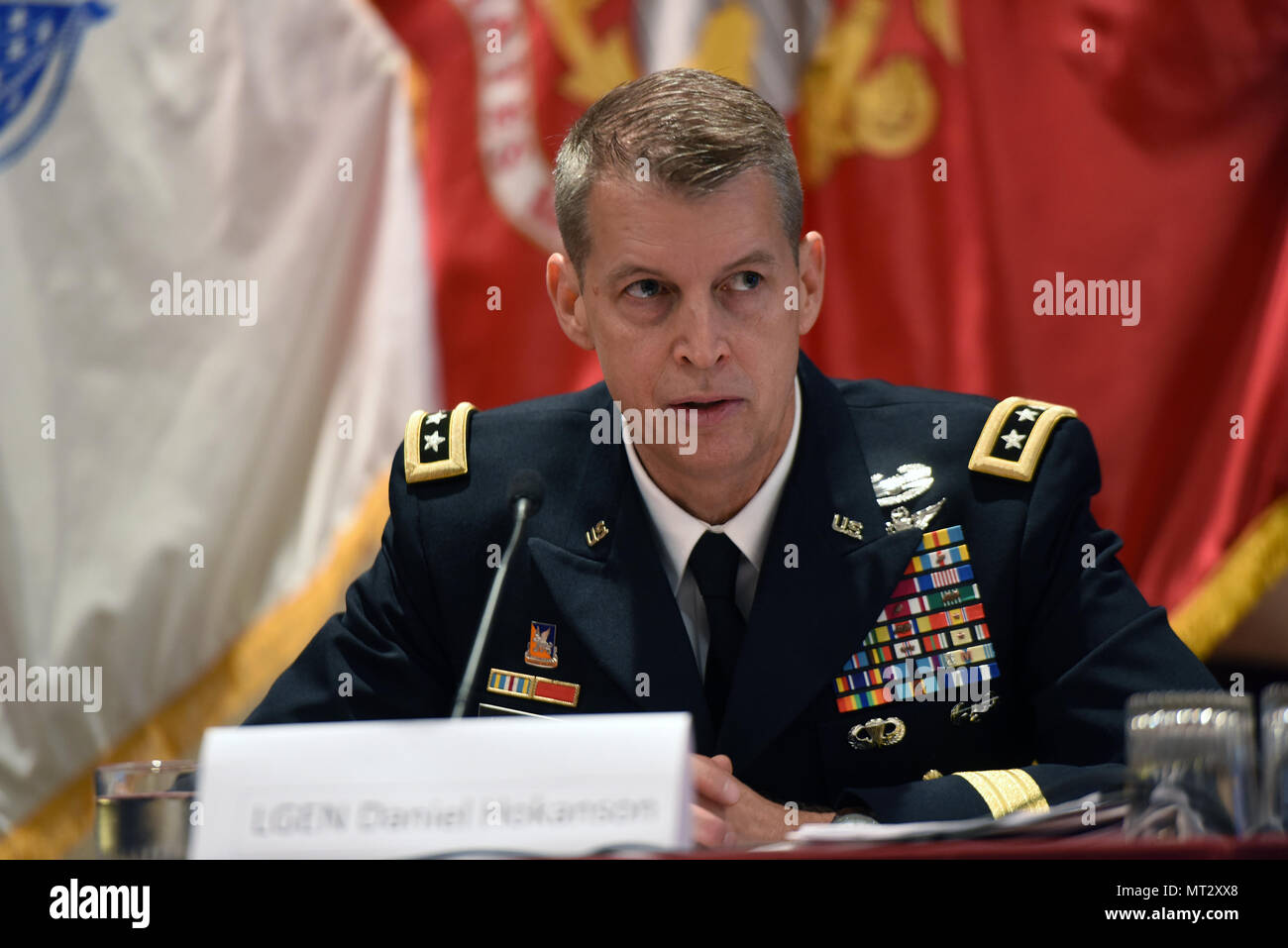 Lt gen daniel hokanson hi-res stock photography and images - Alamy