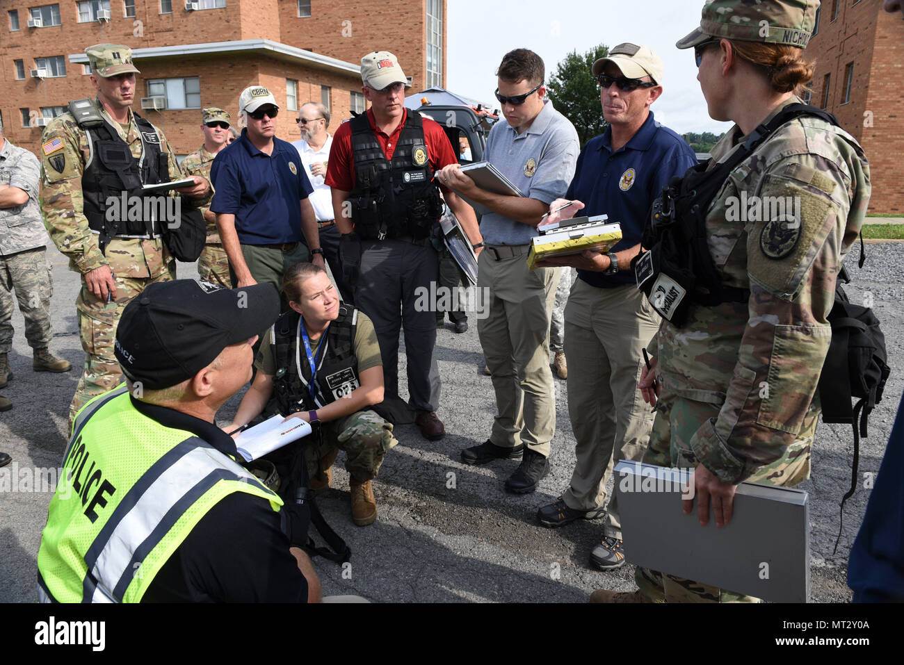 Leadership from the 35th Civil Support Team assigned to the West ...