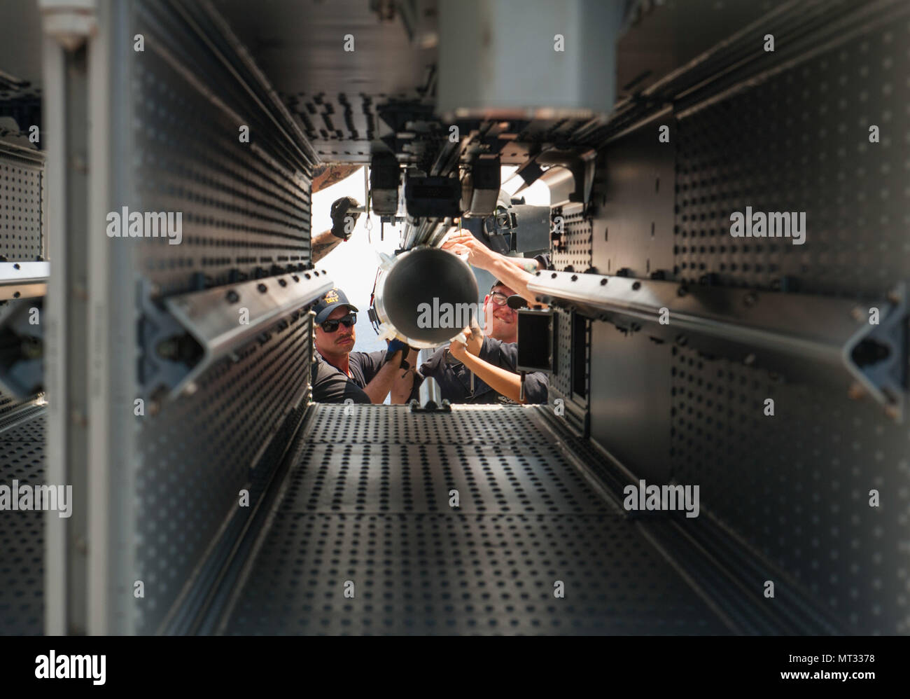 Sea sparrow launcher hi-res stock photography and images - Alamy