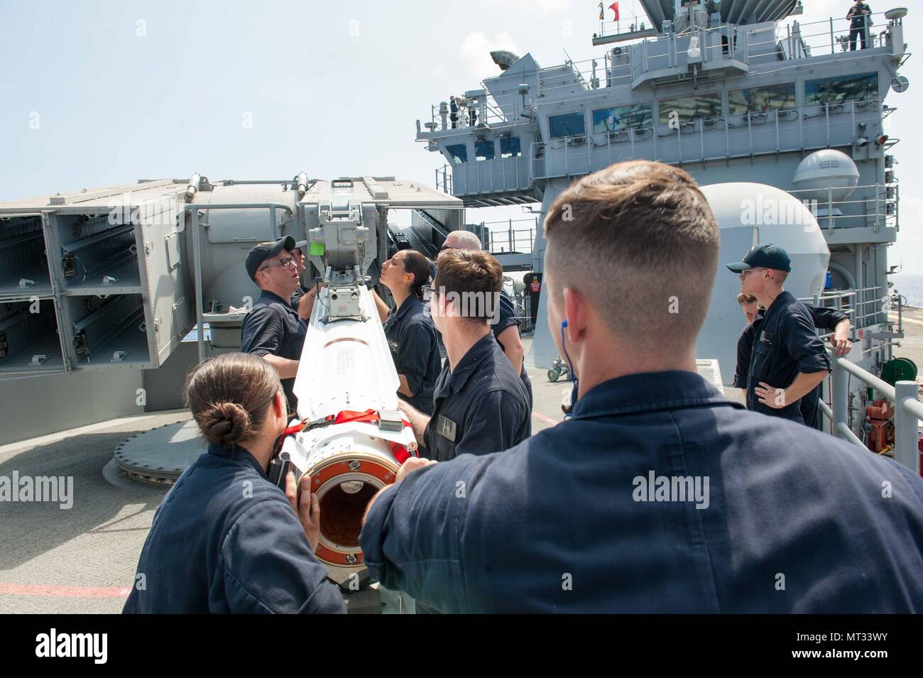 Sea sparrow launcher hi-res stock photography and images - Alamy