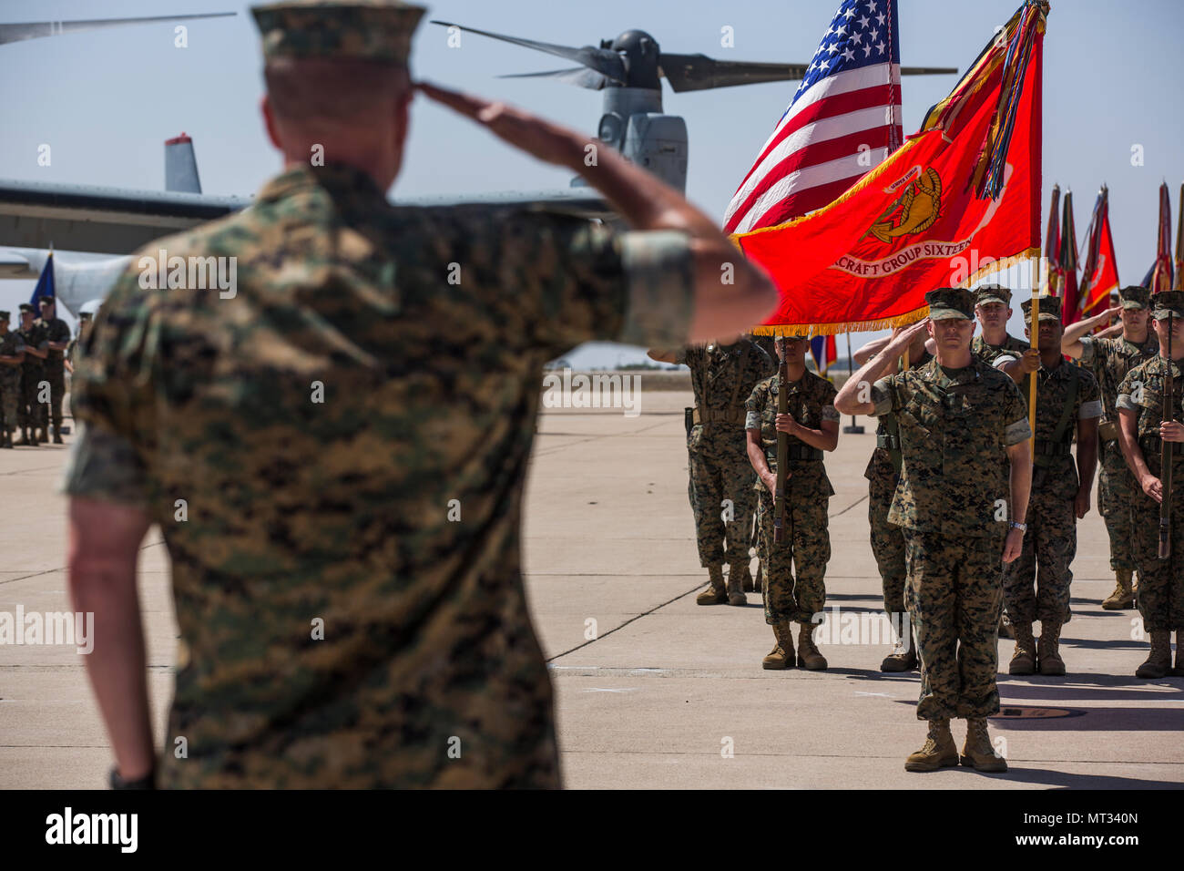Maj gen mark wise hi-res stock photography and images - Alamy