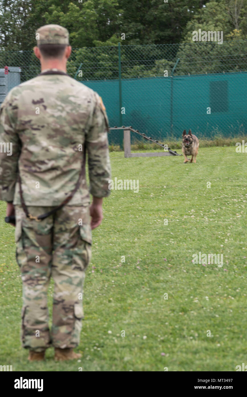 Sgt snodgrass hi-res stock photography and images - Alamy
