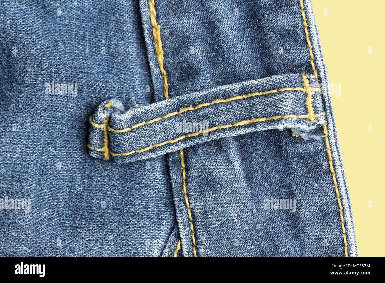 Jeans button denim clothing hi-res stock photography and images - Alamy