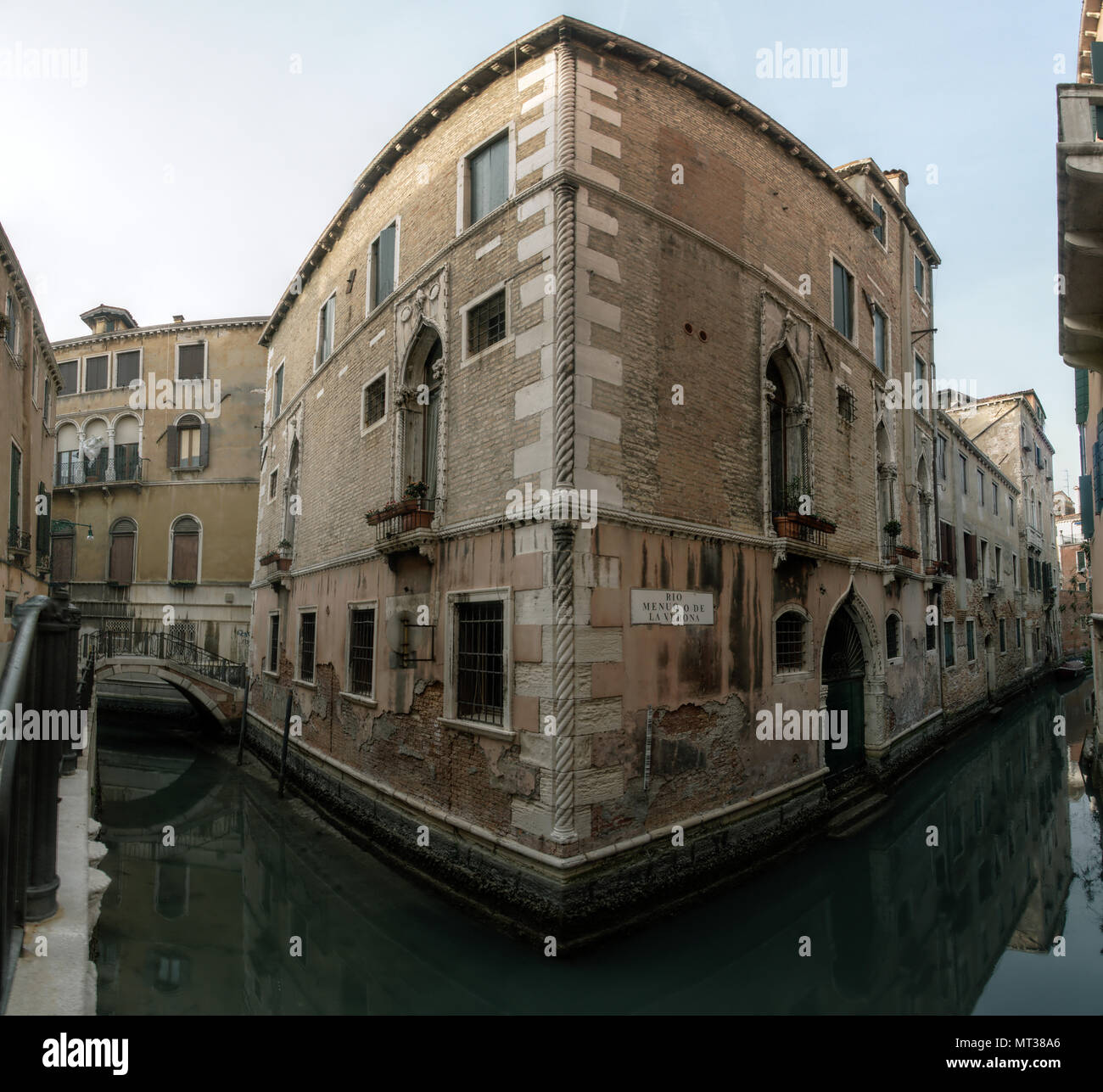 Canal-front building in Venice Stock Photo - Alamy