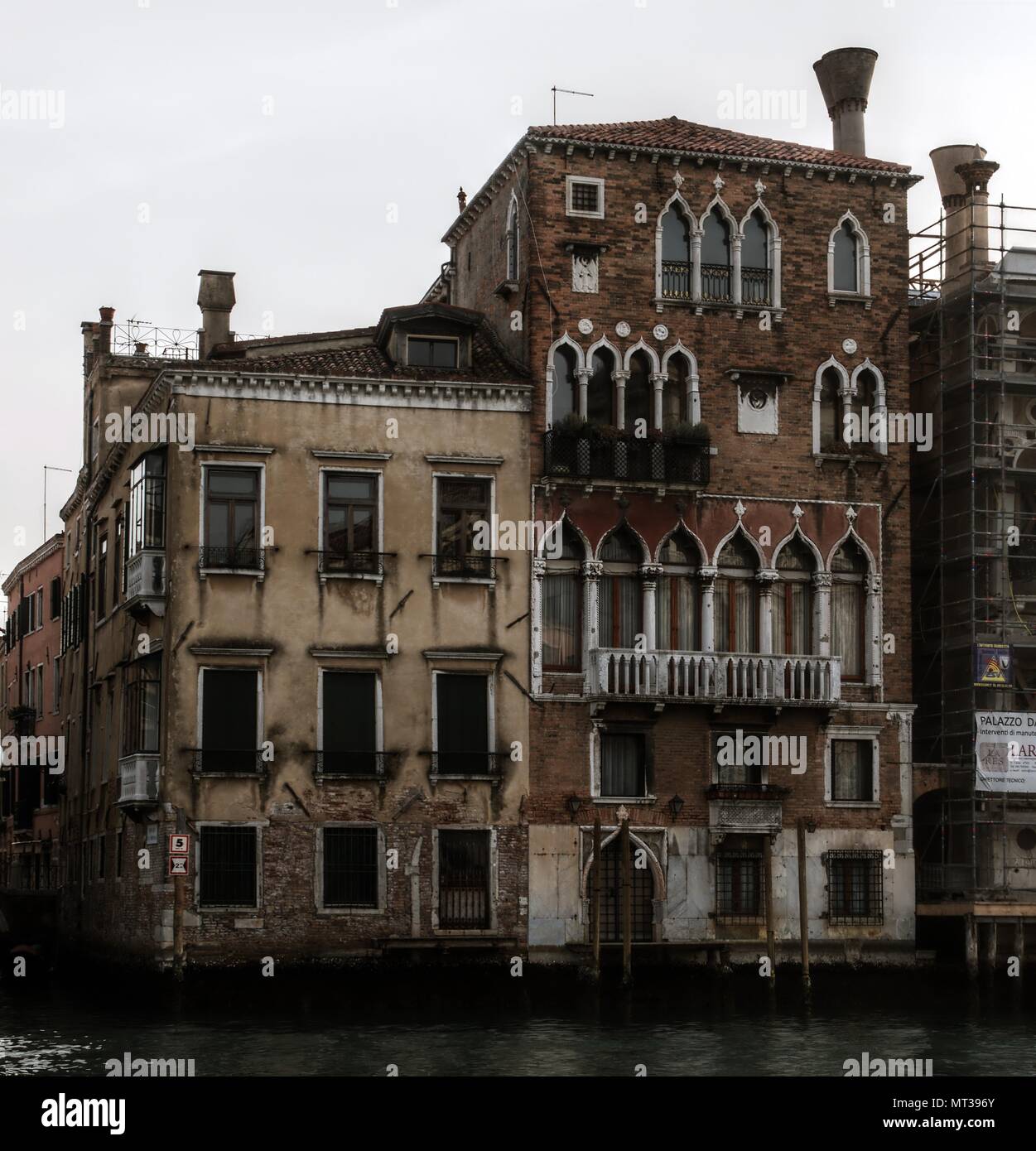 Canal-front building in Venice Stock Photo - Alamy