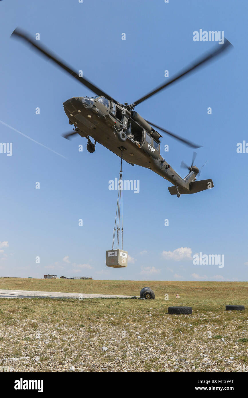 Aviation Soldiers of 1st Battalion, 185th Aviation Regiment from Tupelo ...