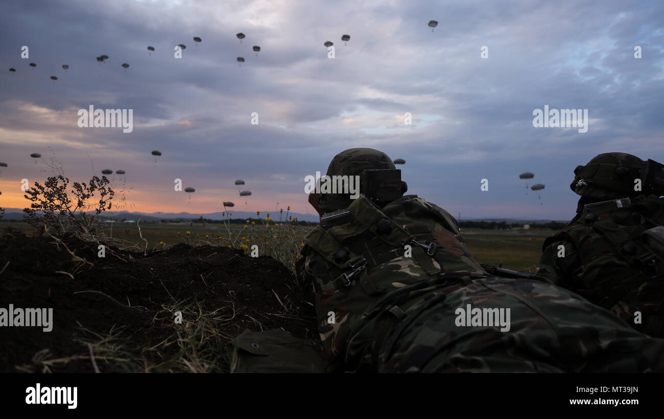 Guardian nat hi-res stock photography and images - Alamy