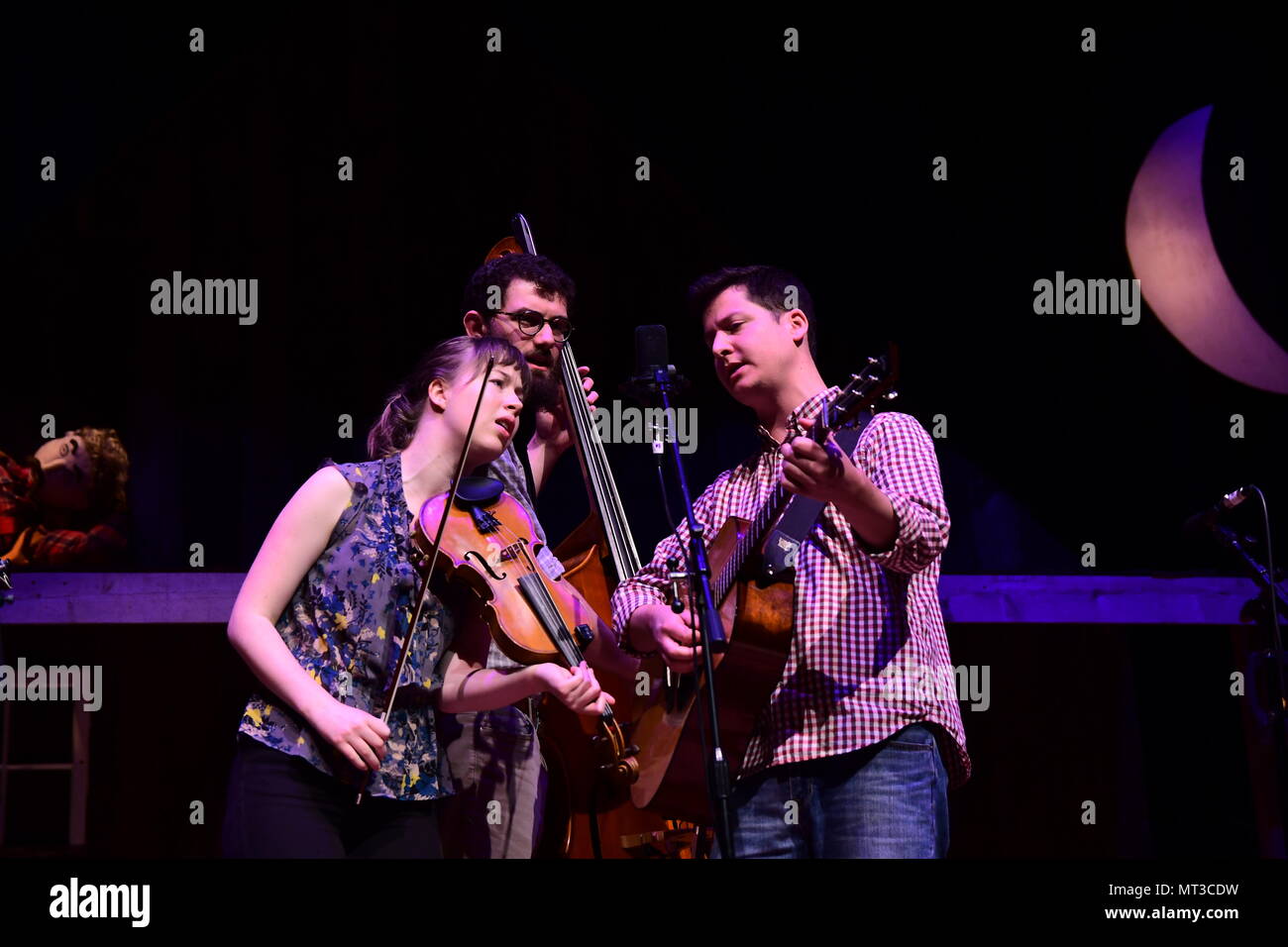 Bluegrass band hi-res stock photography and images - Alamy