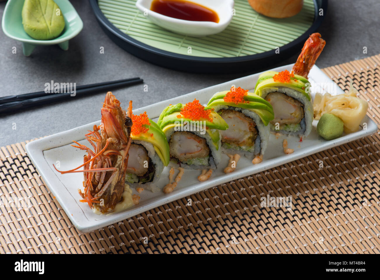 dragon roll king prawn sushi Stock Photo - Alamy