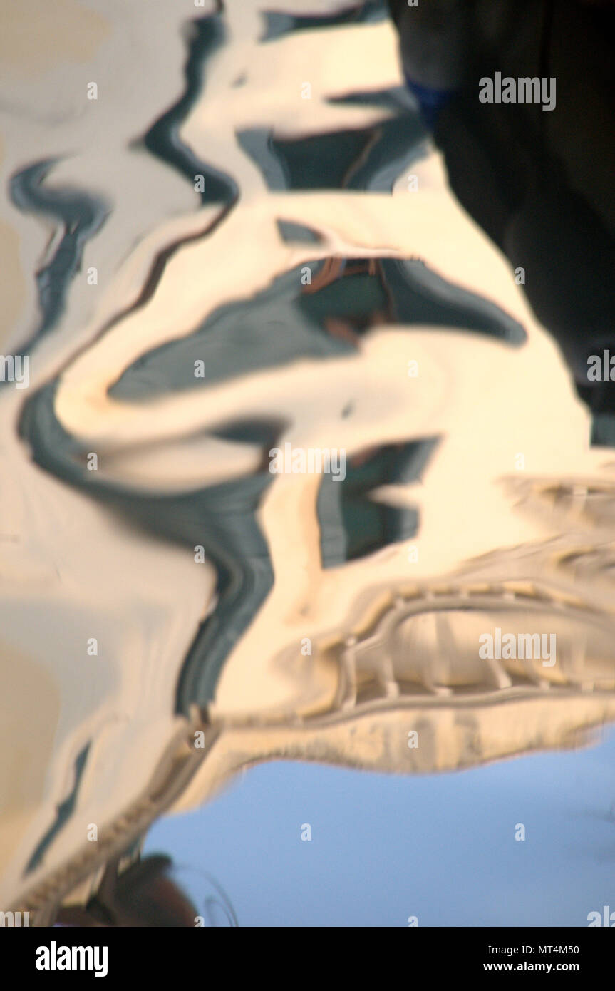 Reflections in disturbed water hi-res stock photography and images - Alamy