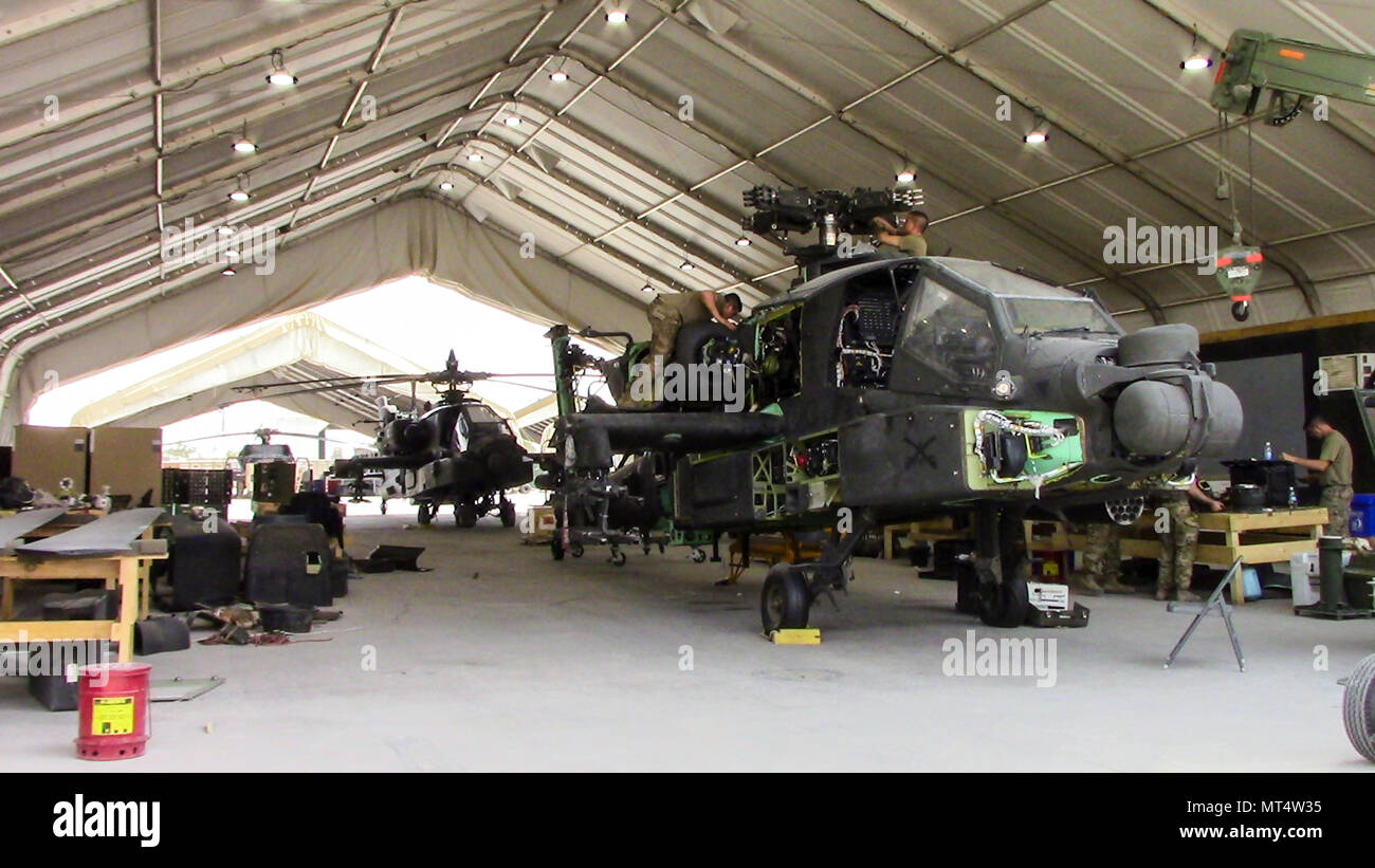 CAMP TAJI MILITARY COMPLEX, Iraq – Army National Guard Soldiers of the ...