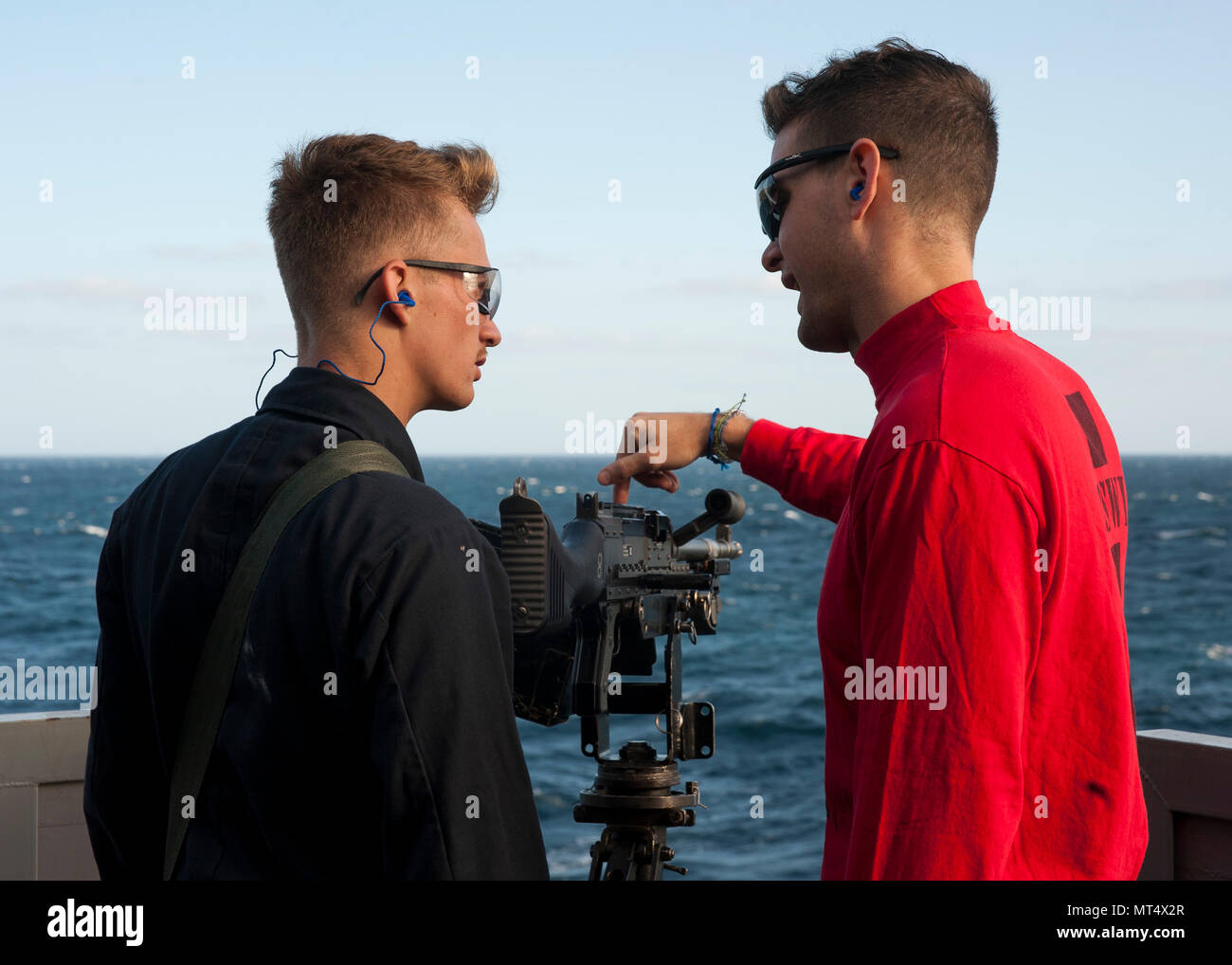 Sterling machine gun hi-res stock photography and images - Alamy