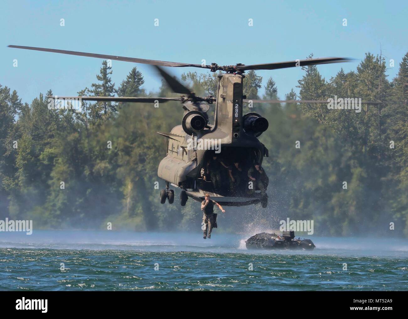 Helicopter Jump Lake Training High Resolution Stock Photography and ...