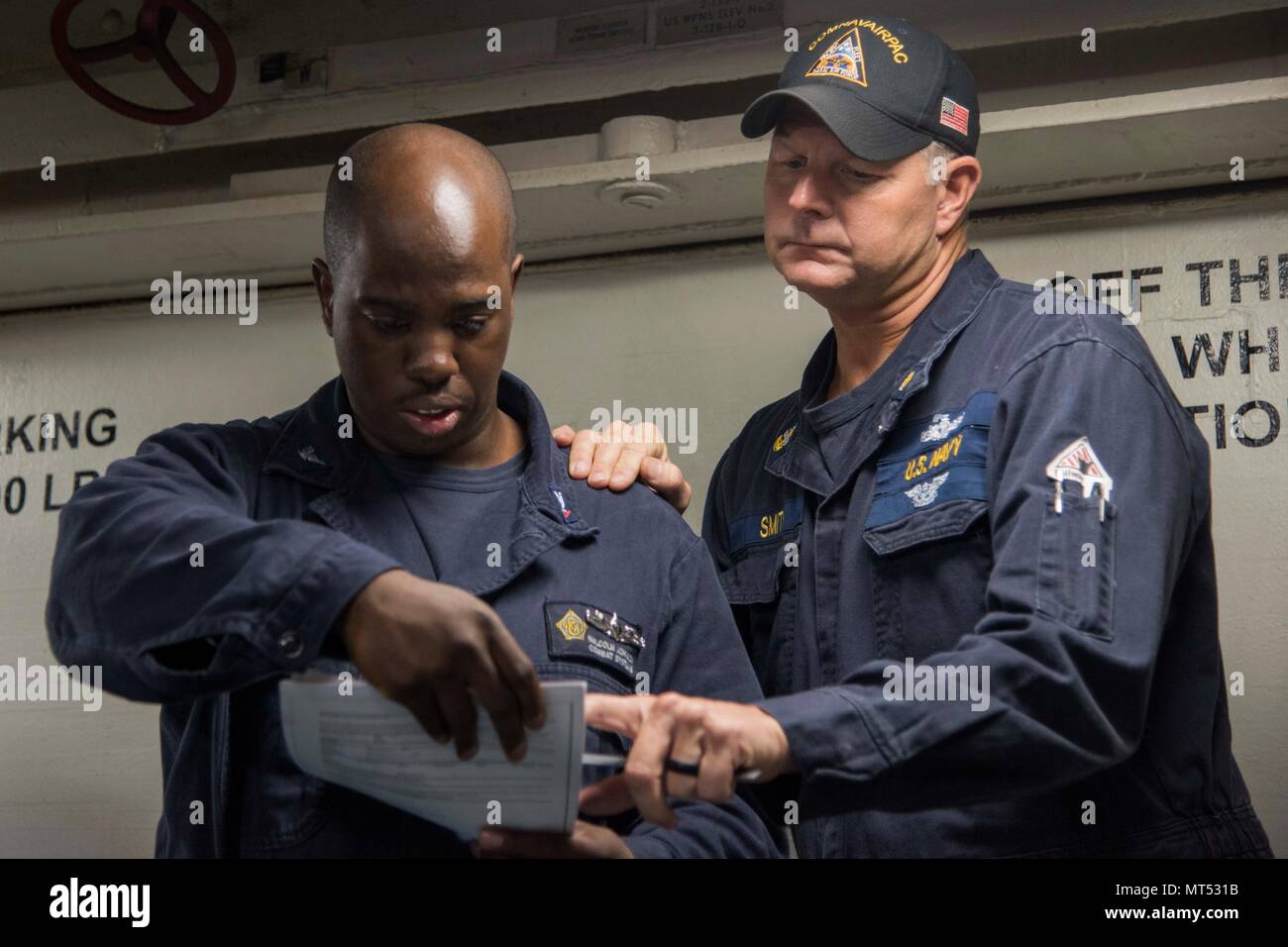 170731-N-QI061-007 ATLANTIC OCEAN (July 31, 2017) Senior Chief Hull ...