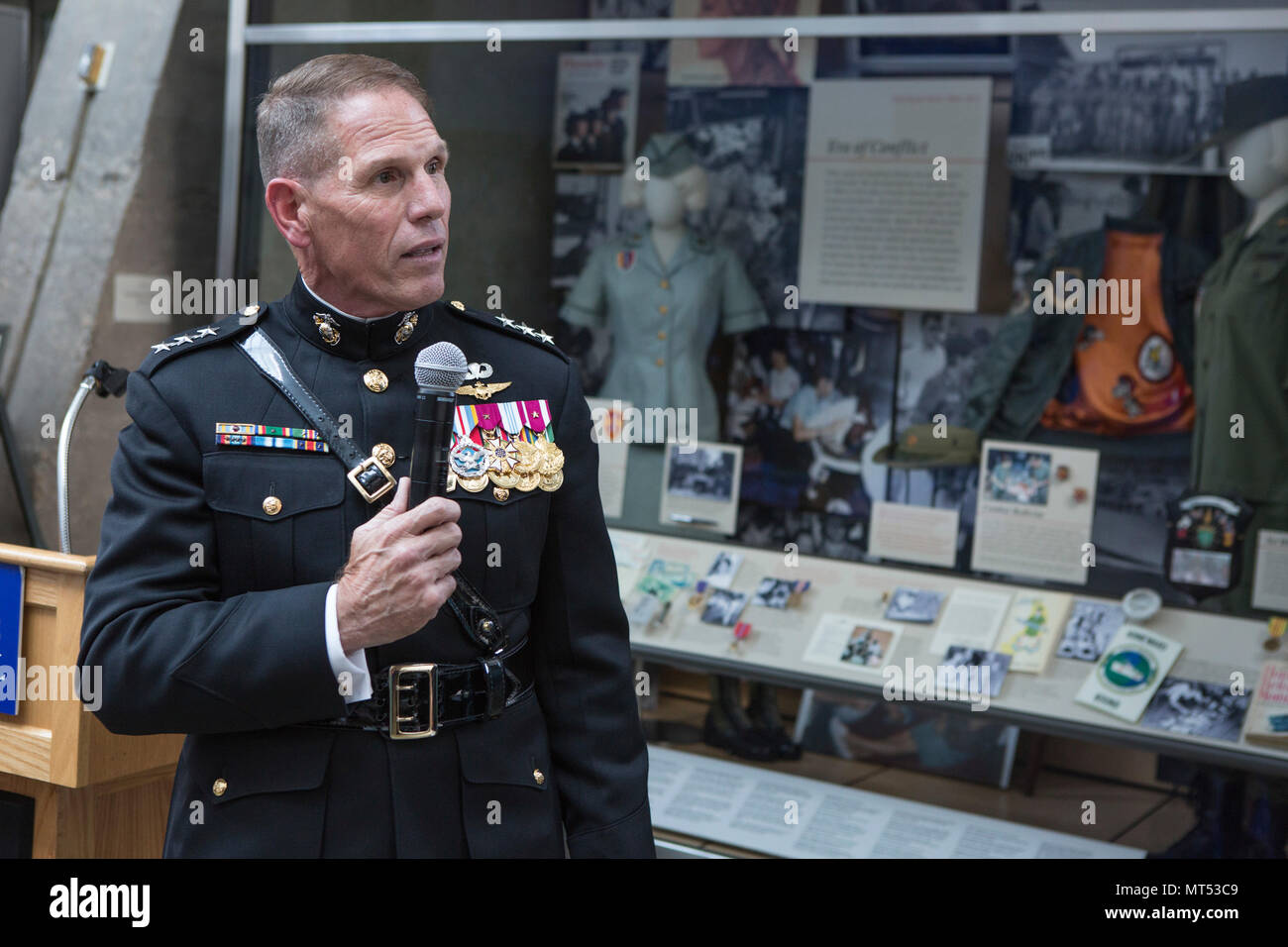 Lieutenant general robert s walsh hi-res stock photography and images ...