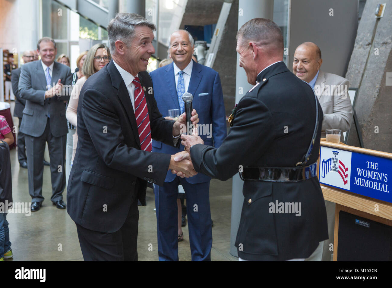 Lt gen robert s walsh hi-res stock photography and images - Alamy