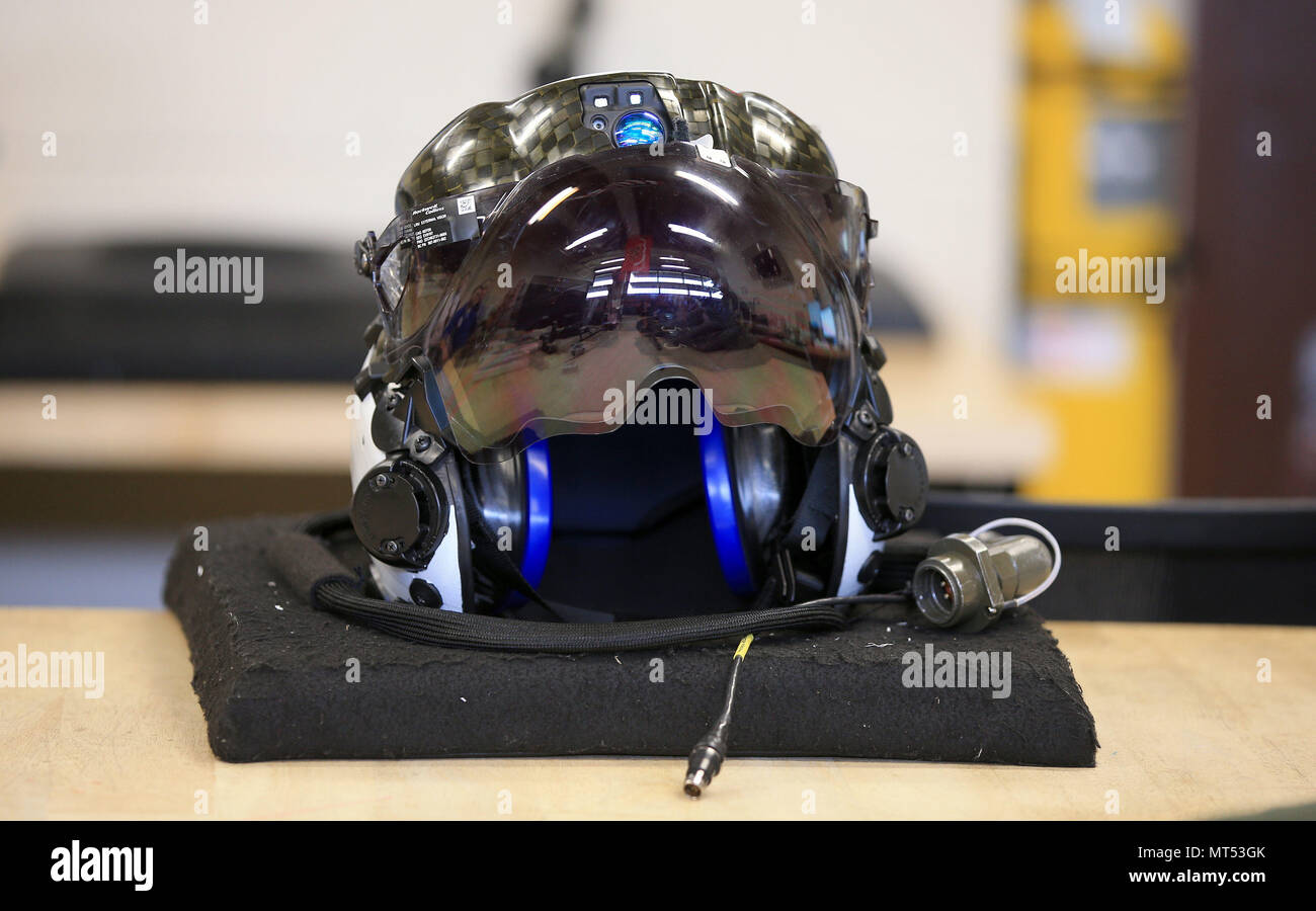 F35 helmet hi-res stock photography and images - Alamy