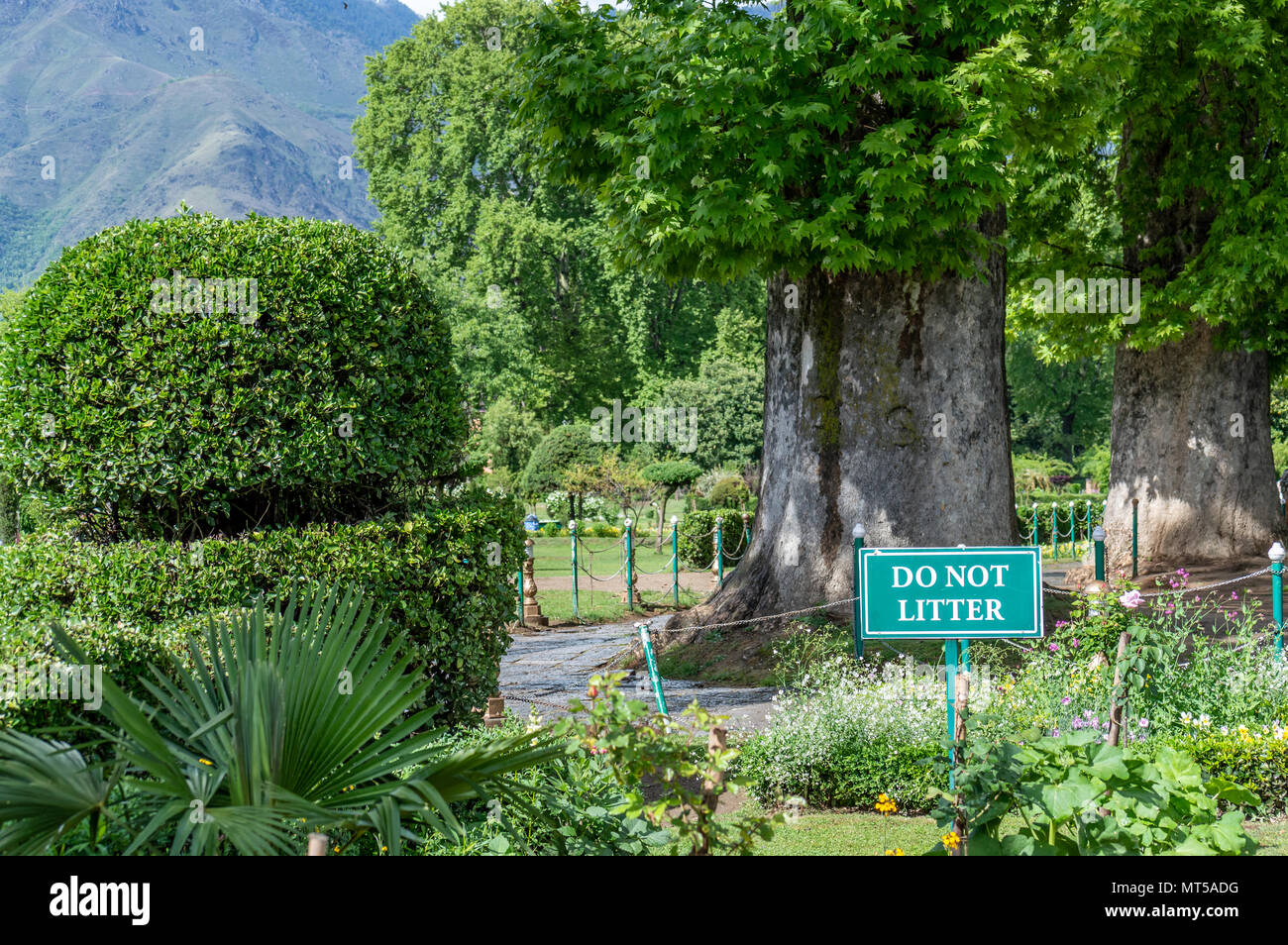 Outdoor signboard hi-res stock photography and images - Alamy