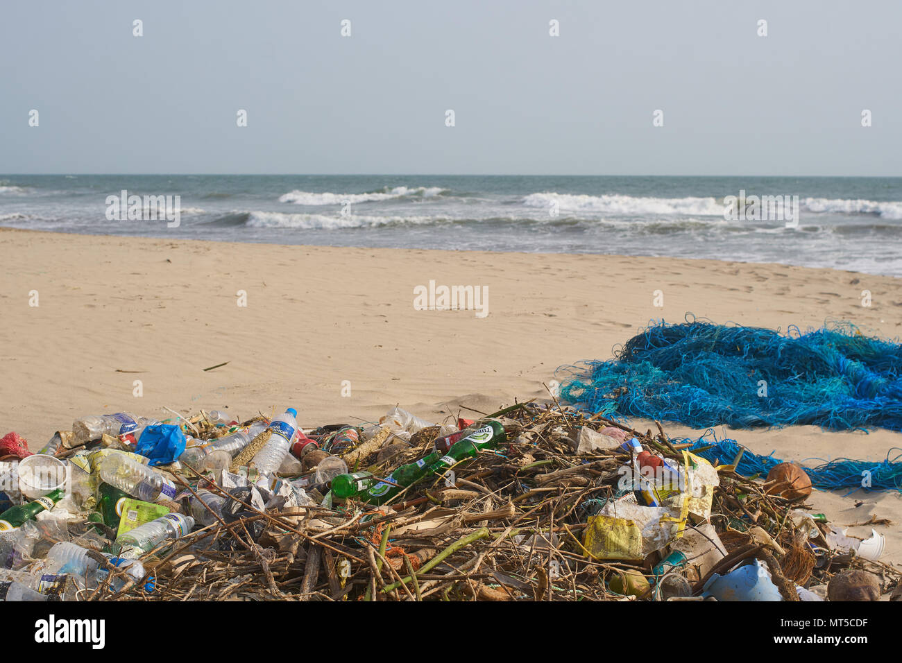 India environment fishing hi-res stock photography and images - Alamy