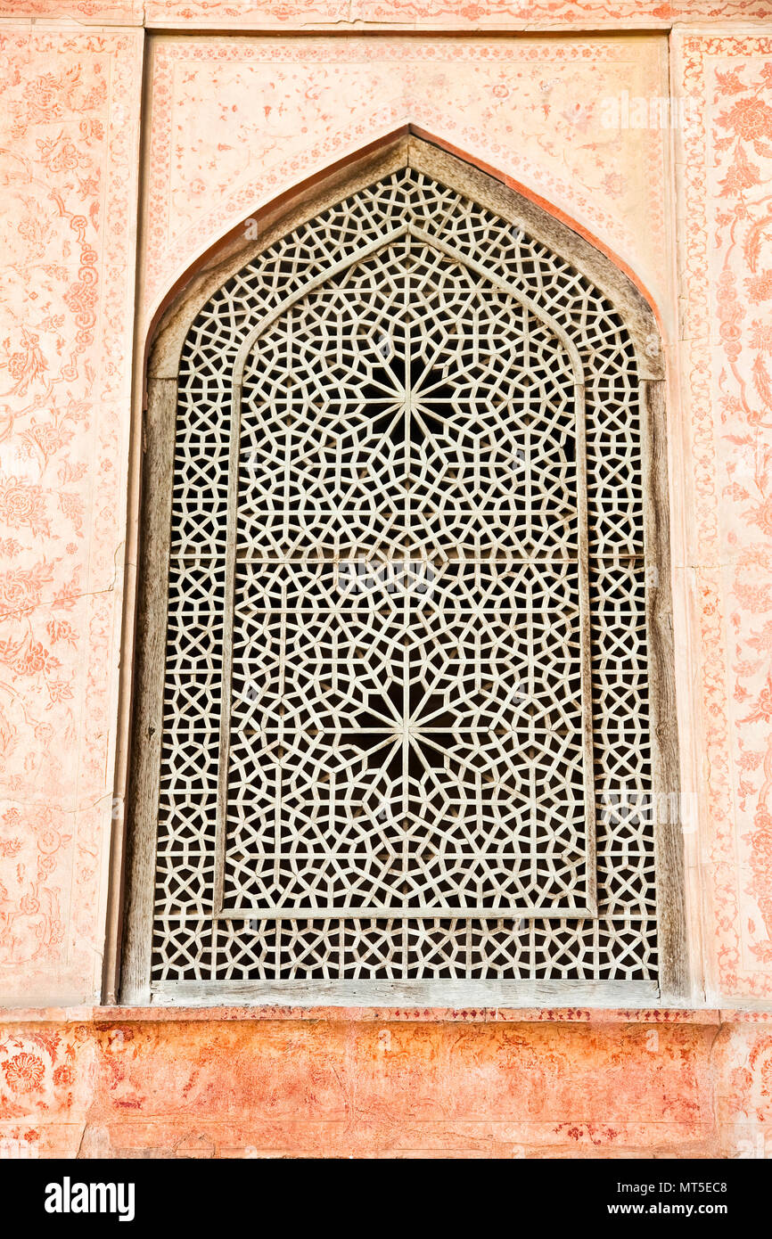 Oriental ornamented window of Ali Qapu Palace, Esfahan, Iran Stock ...