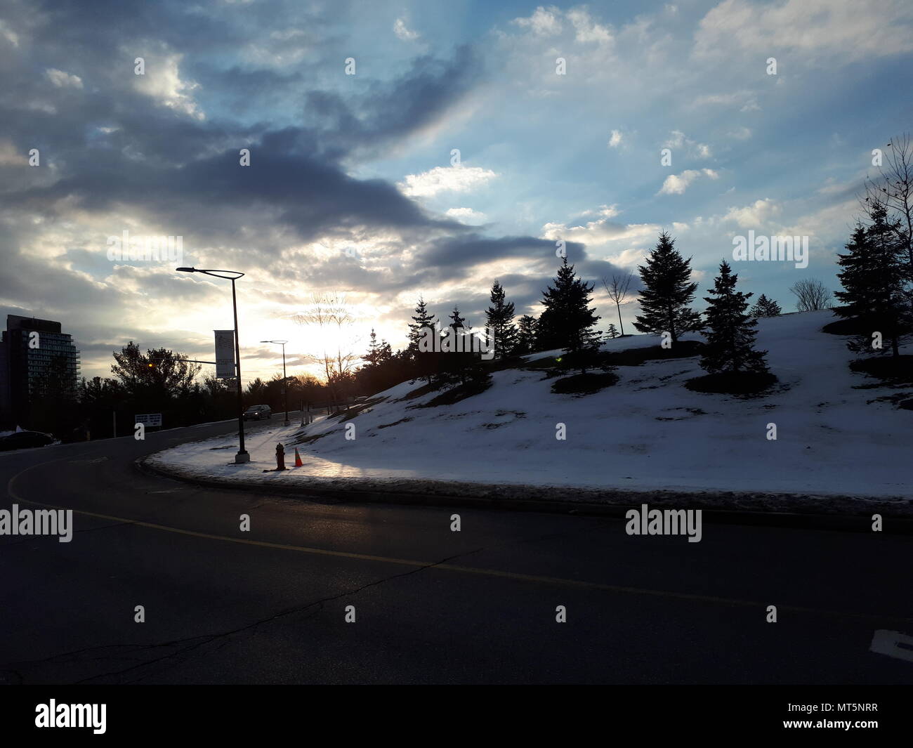 Toronto streetcar winter hi-res stock photography and images - Alamy