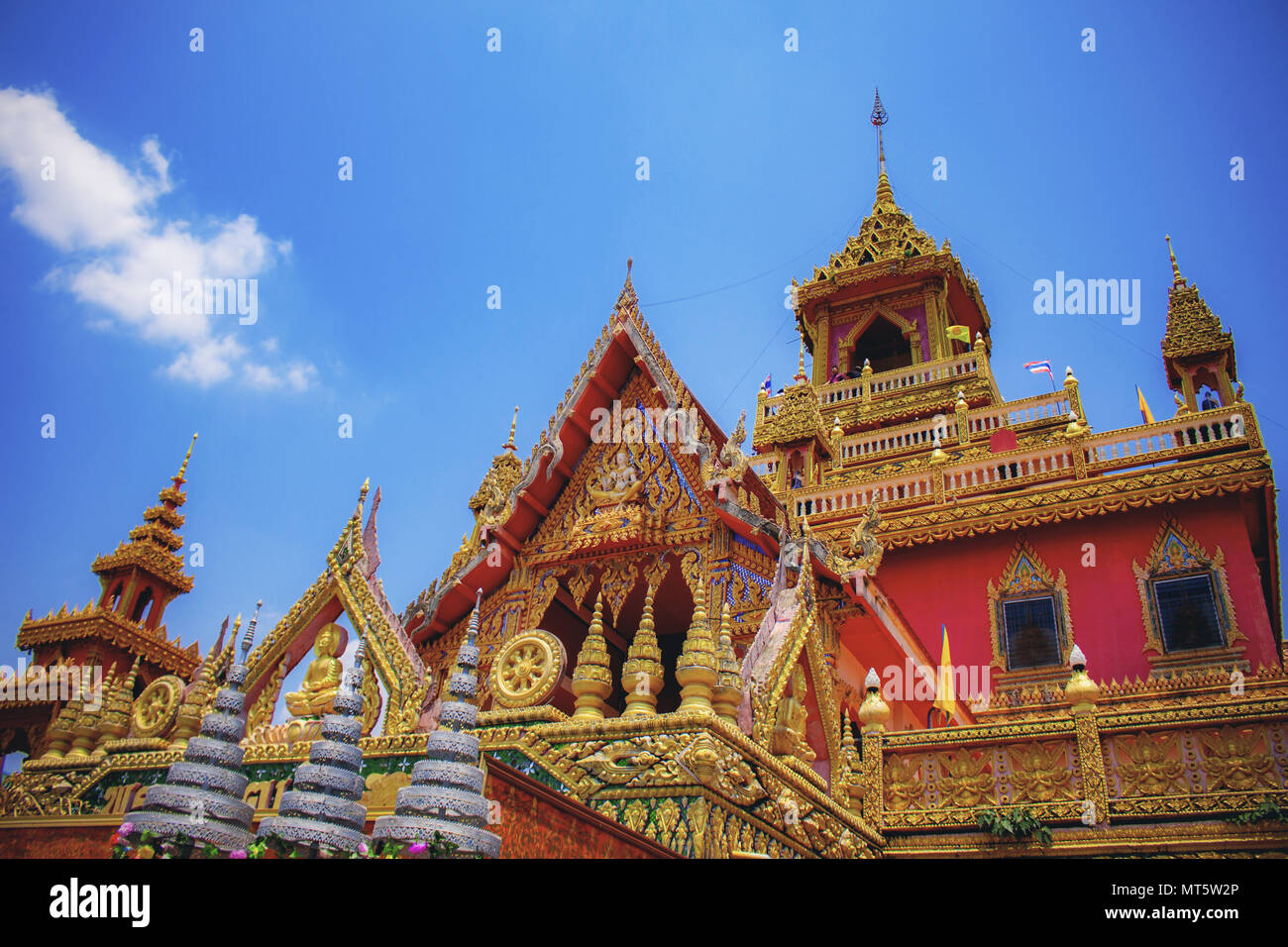 The beauty of temple with the blue sky Stock Photo - Alamy