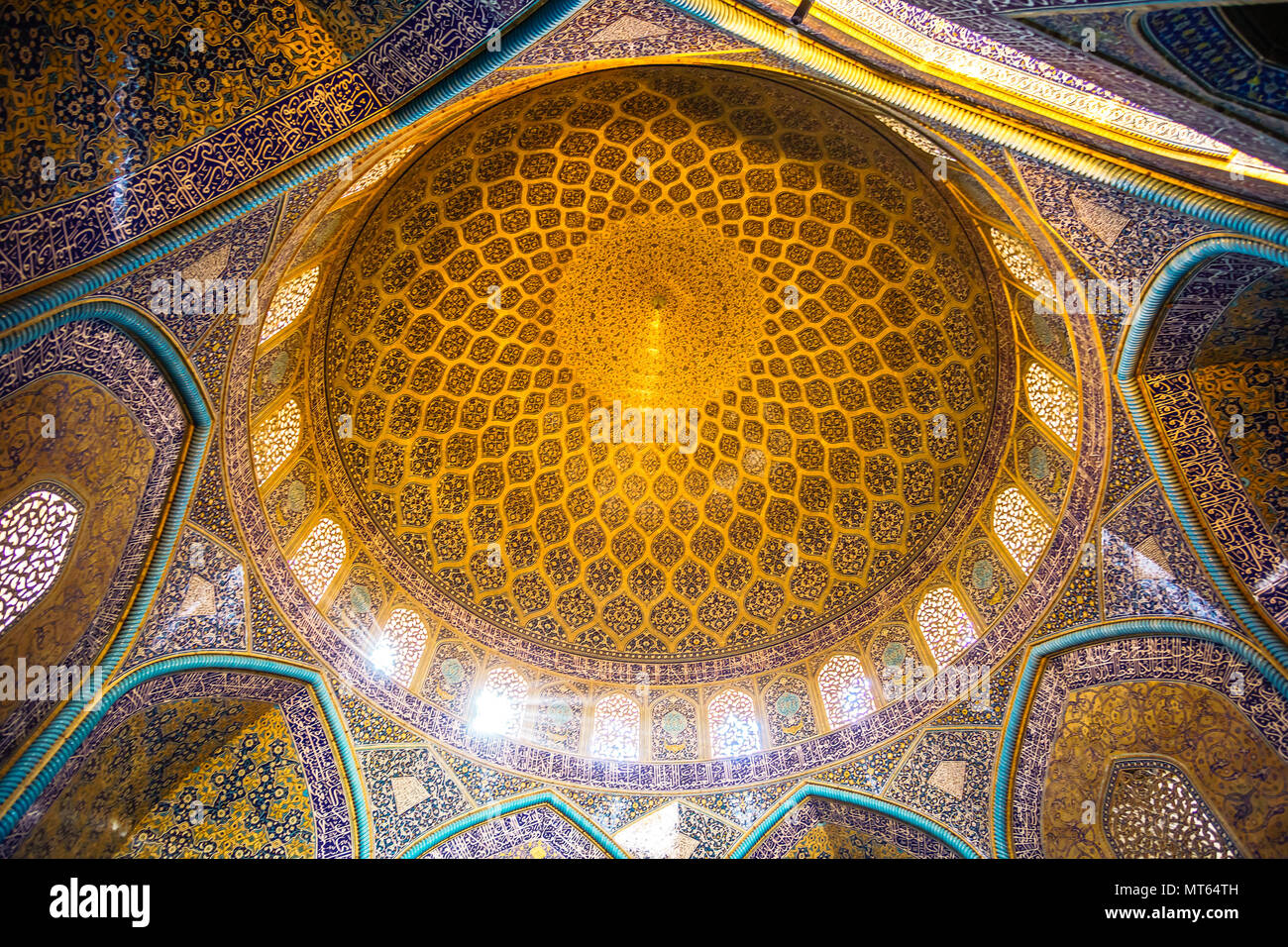 Sheikh Lotfollah Mosque In Isfahan High Resolution Stock Photography ...