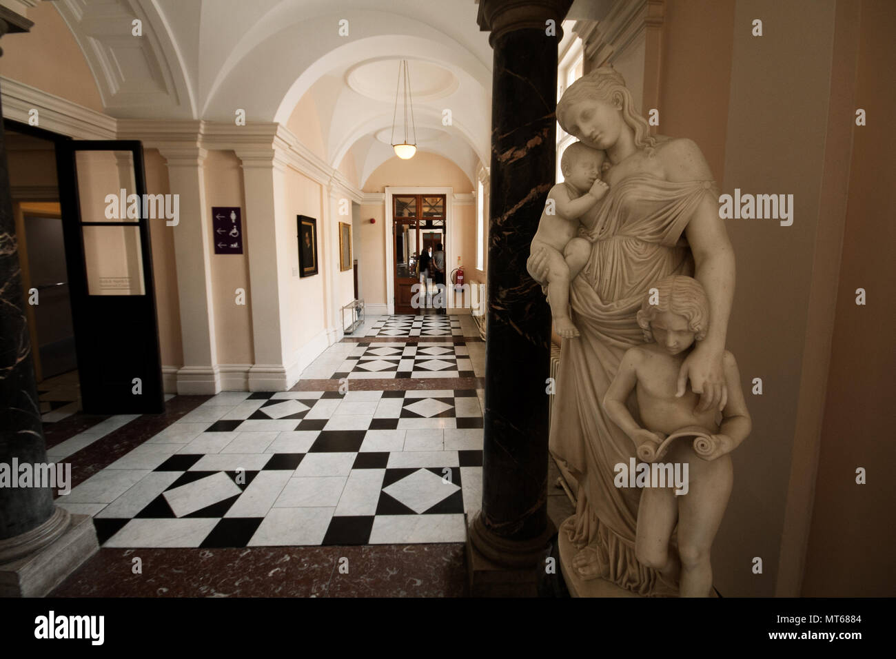 Statues in the terior of the Roman Baths, in city of Bath, England, UK ...