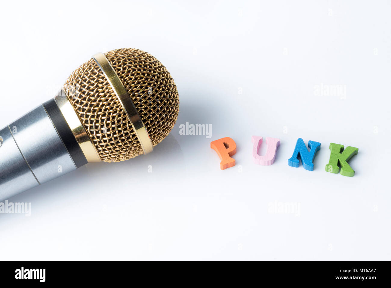 Microphone and punk hi-res stock photography and images - Alamy