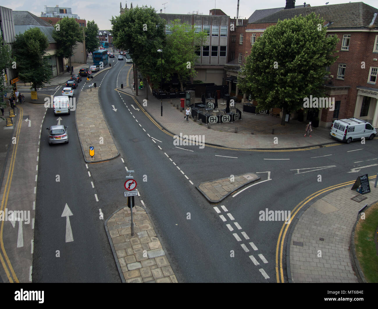 Clean intersections hi-res stock photography and images - Alamy