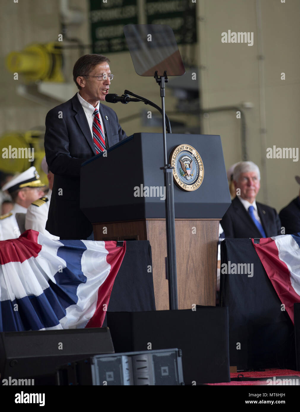 170722-N-GY005-0199 NORFOLK (July 22, 2017) Acting Secretary of the ...