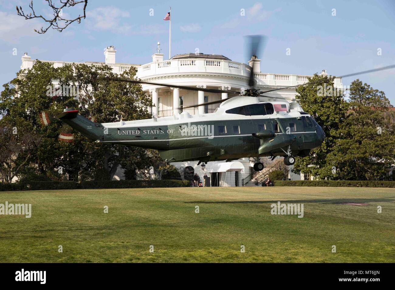 Sikorsky hmx 1 helicopter hi-res stock photography and images - Alamy