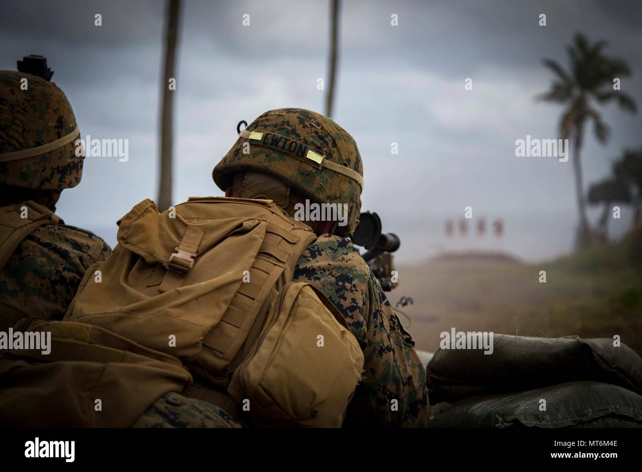 Tongans hi-res stock photography and images - Alamy