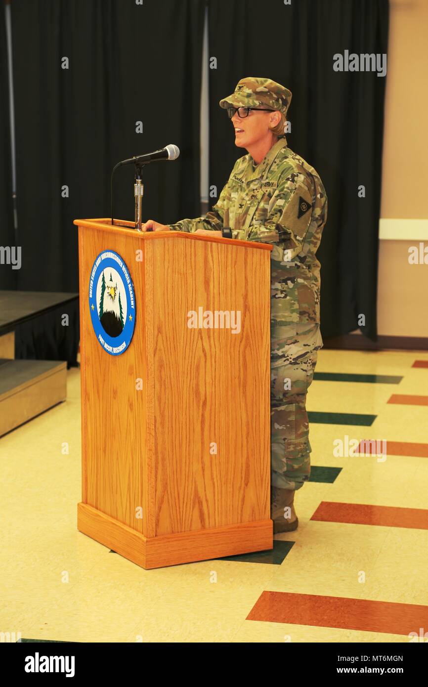 Col. Kathleen J. Porter, commander of the 83rd U.S. Army Reserve ...