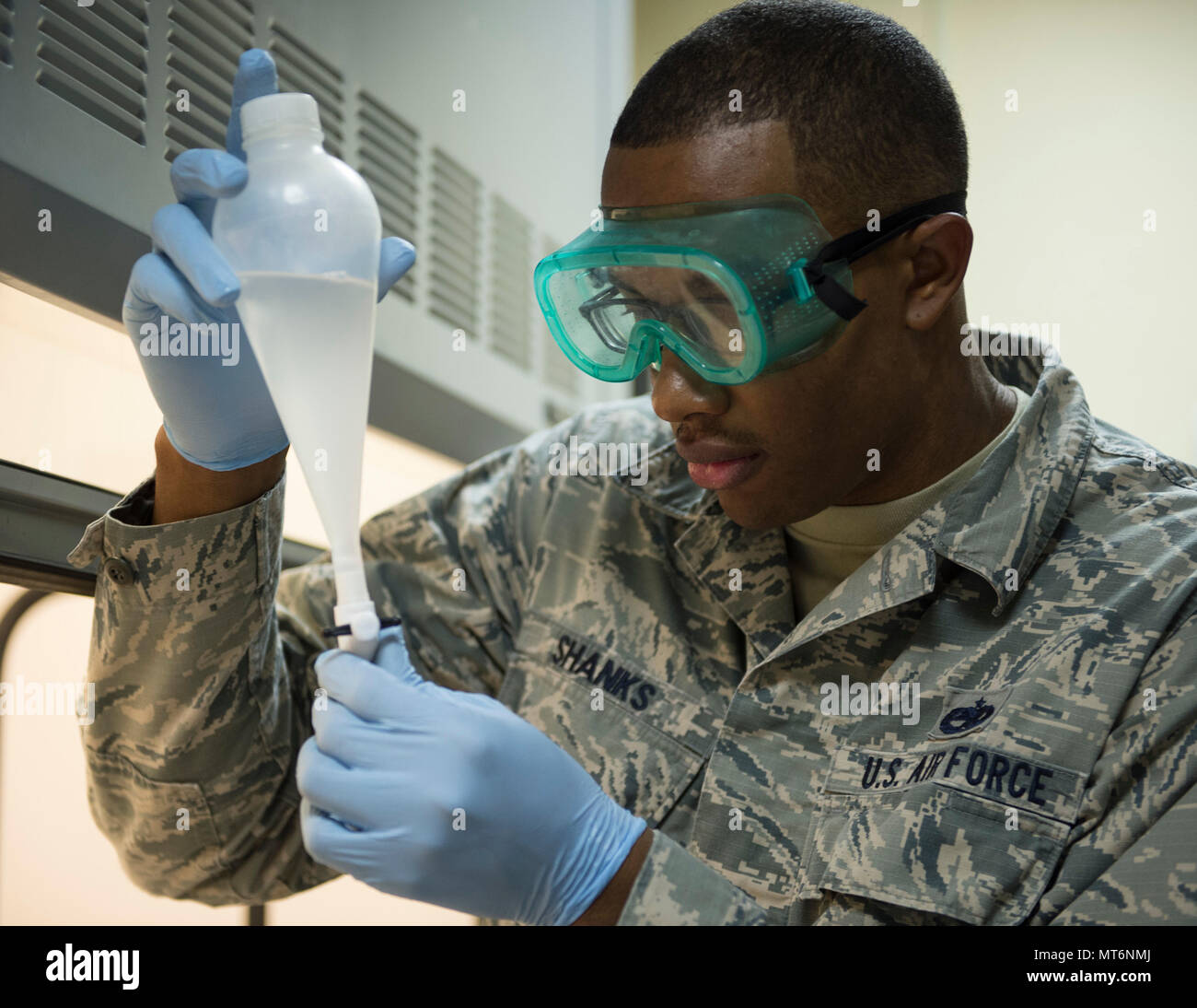U.S Air Force Staff Sgt. Mario Shanks, non-commission officer in charge ...