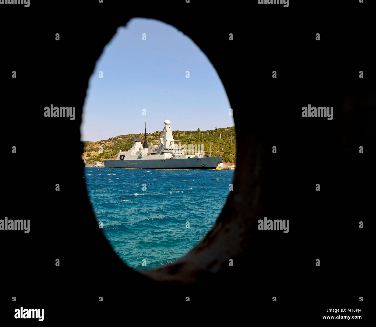 Royal marine boarding team hi-res stock photography and images - Alamy