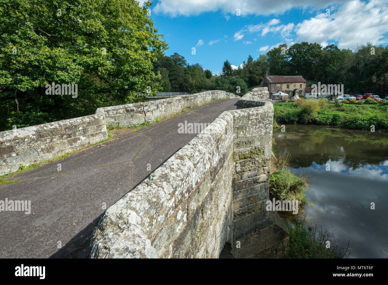Stone bridge river arun hi-res stock photography and images - Alamy