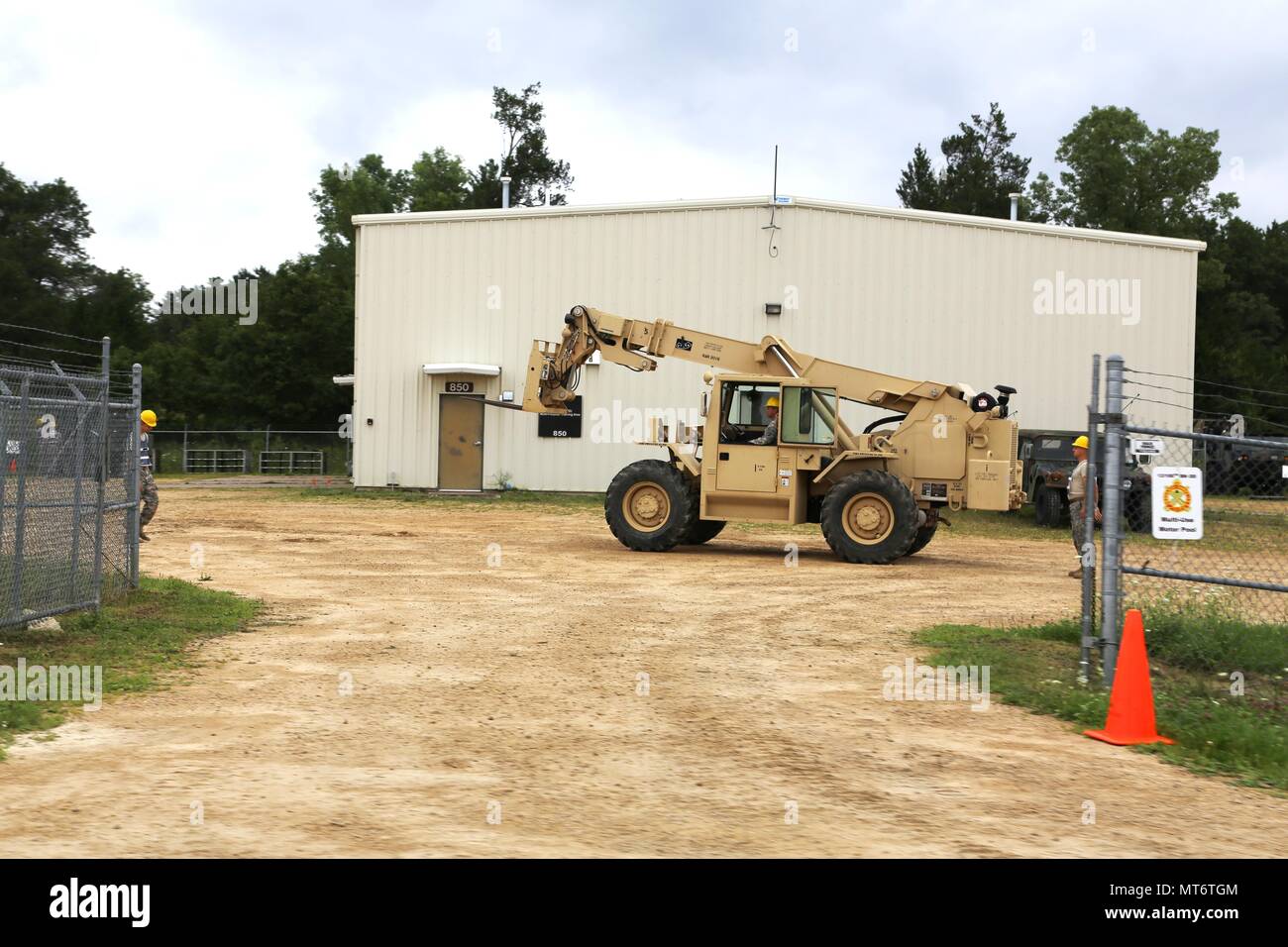 Students with the 13th Battalion, 100th Regiment’s 89B10 Ammunition ...