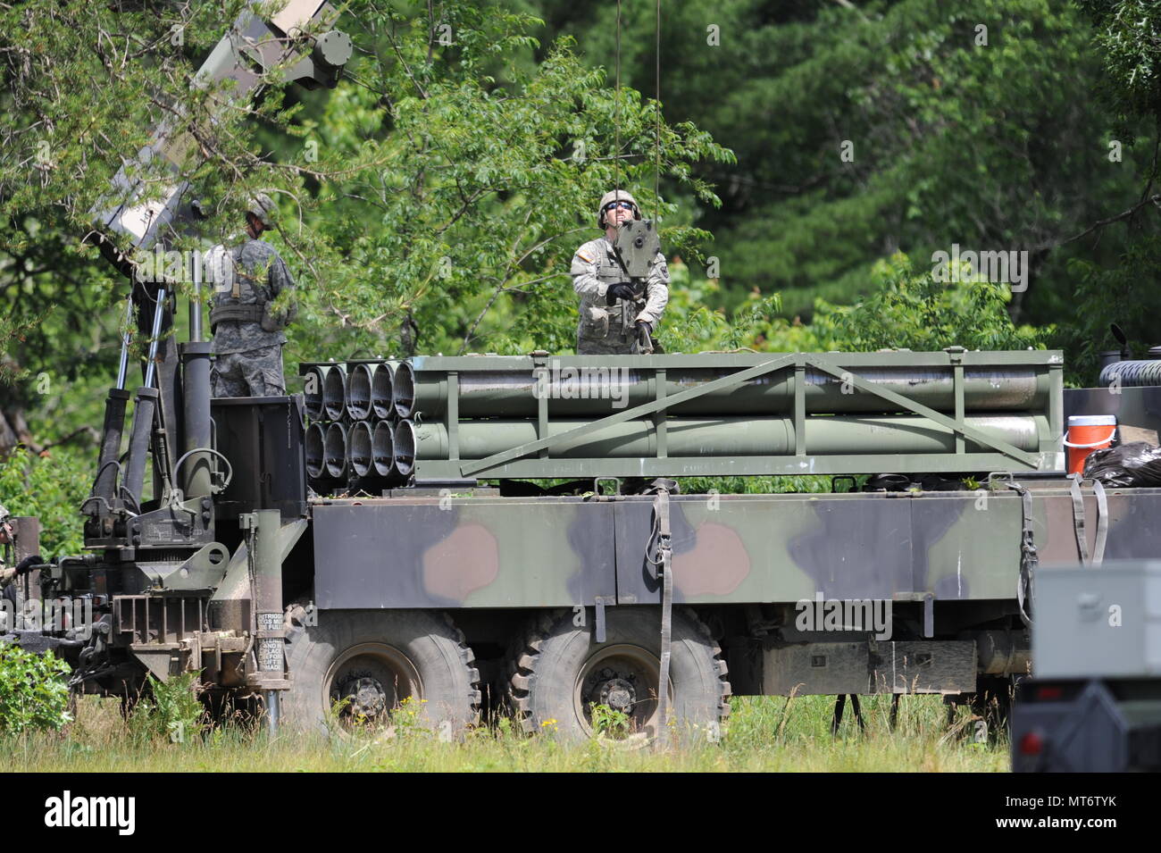 M270a1 multiple launch rocket systems hi-res stock photography and ...