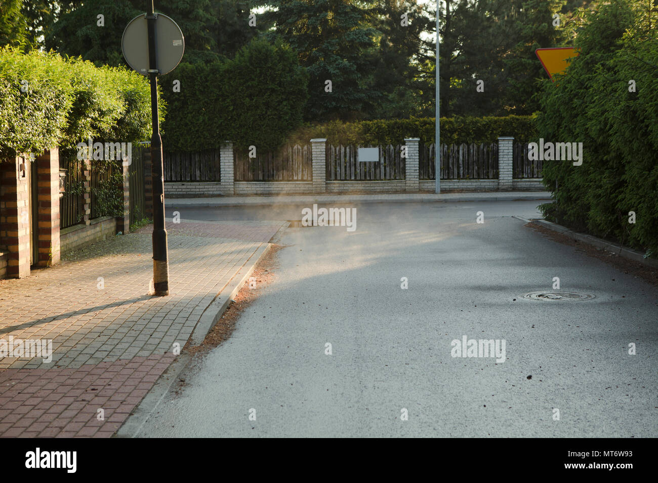 Rain village hi-res stock photography and images - Alamy