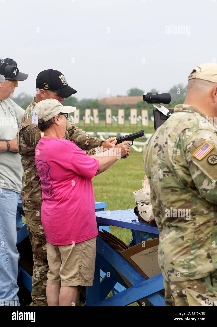 Sgt. 1st Class Brandon Green, a shooter/instructor with the U.S. Army ...