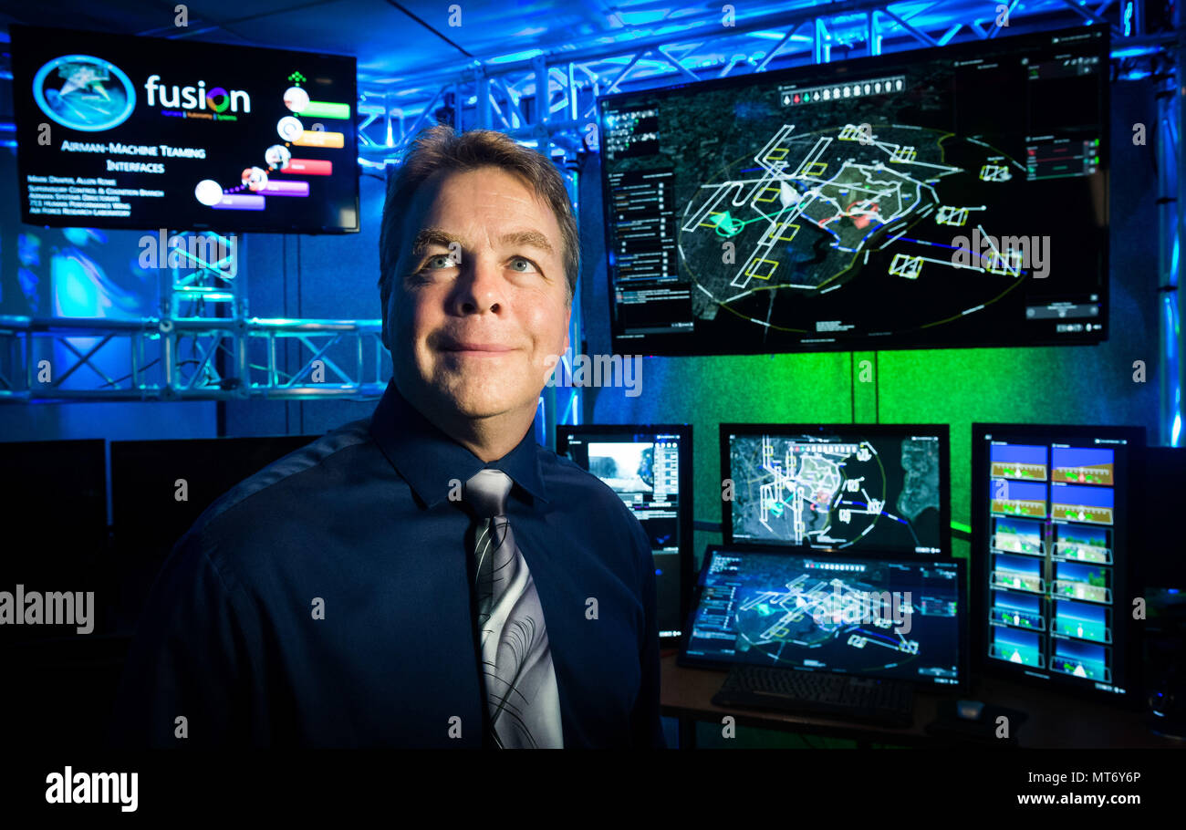 Mark draper hi-res stock photography and images - Alamy