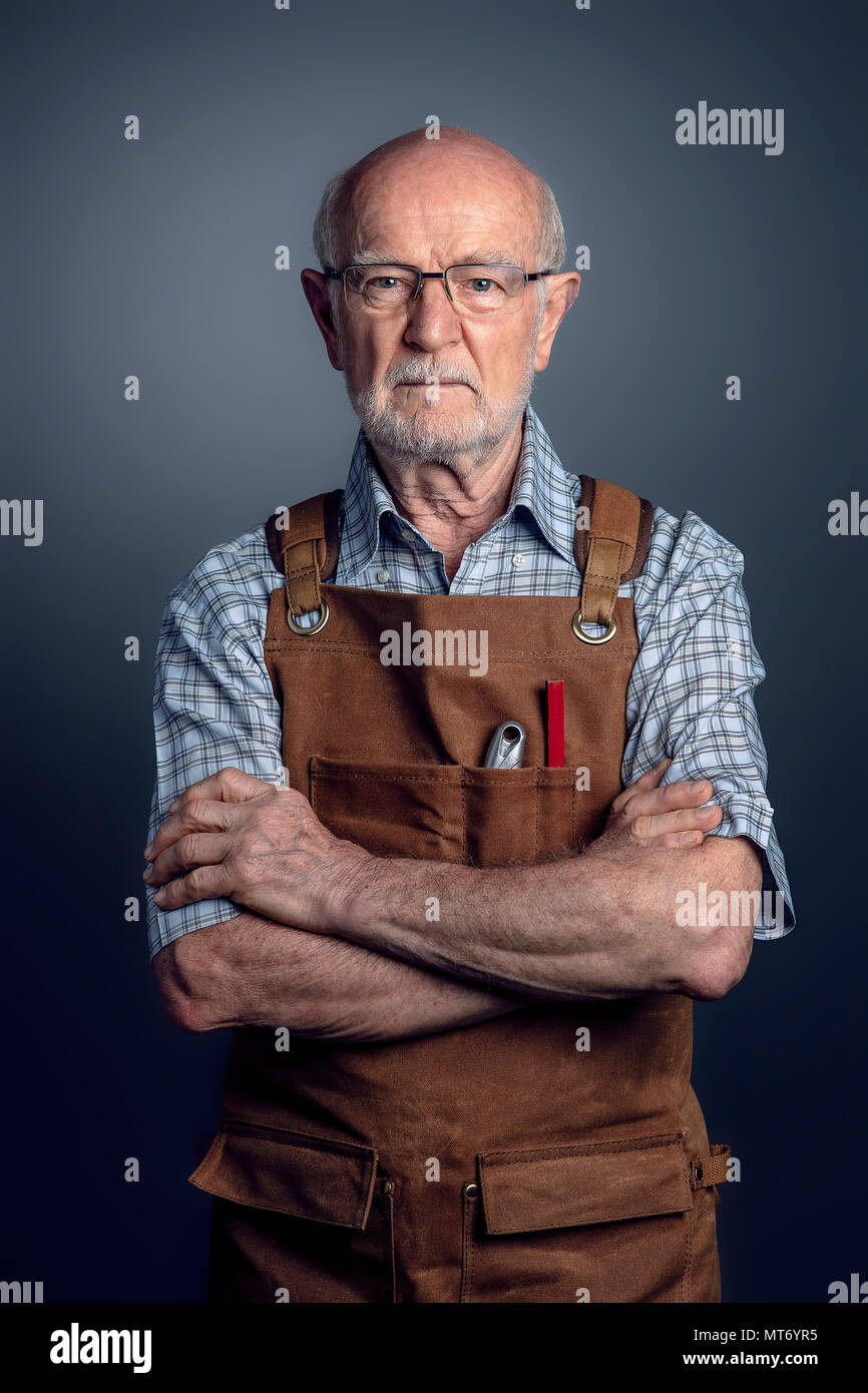 Old carpenter workshop hi-res stock photography and images - Alamy