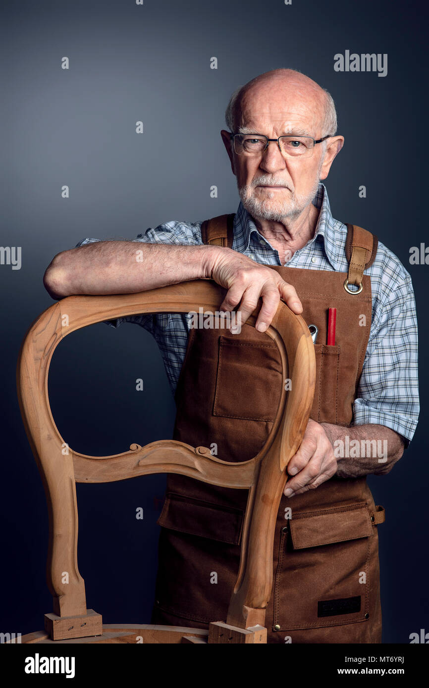Craftsman hi-res stock photography and images - Alamy
