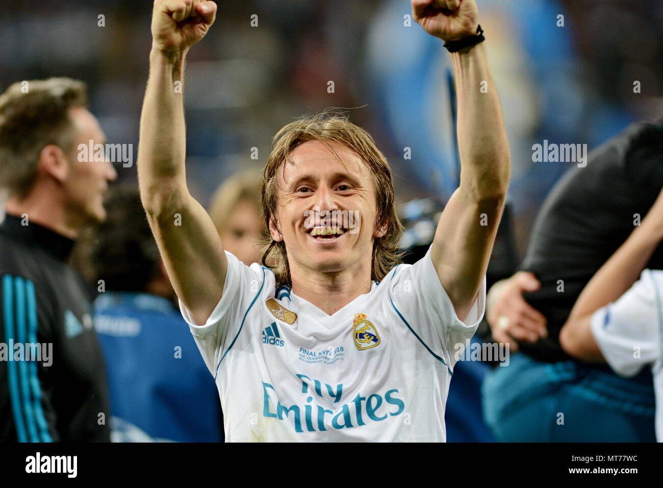 Modric 2018 champions league trophy hi-res stock photography and images ...